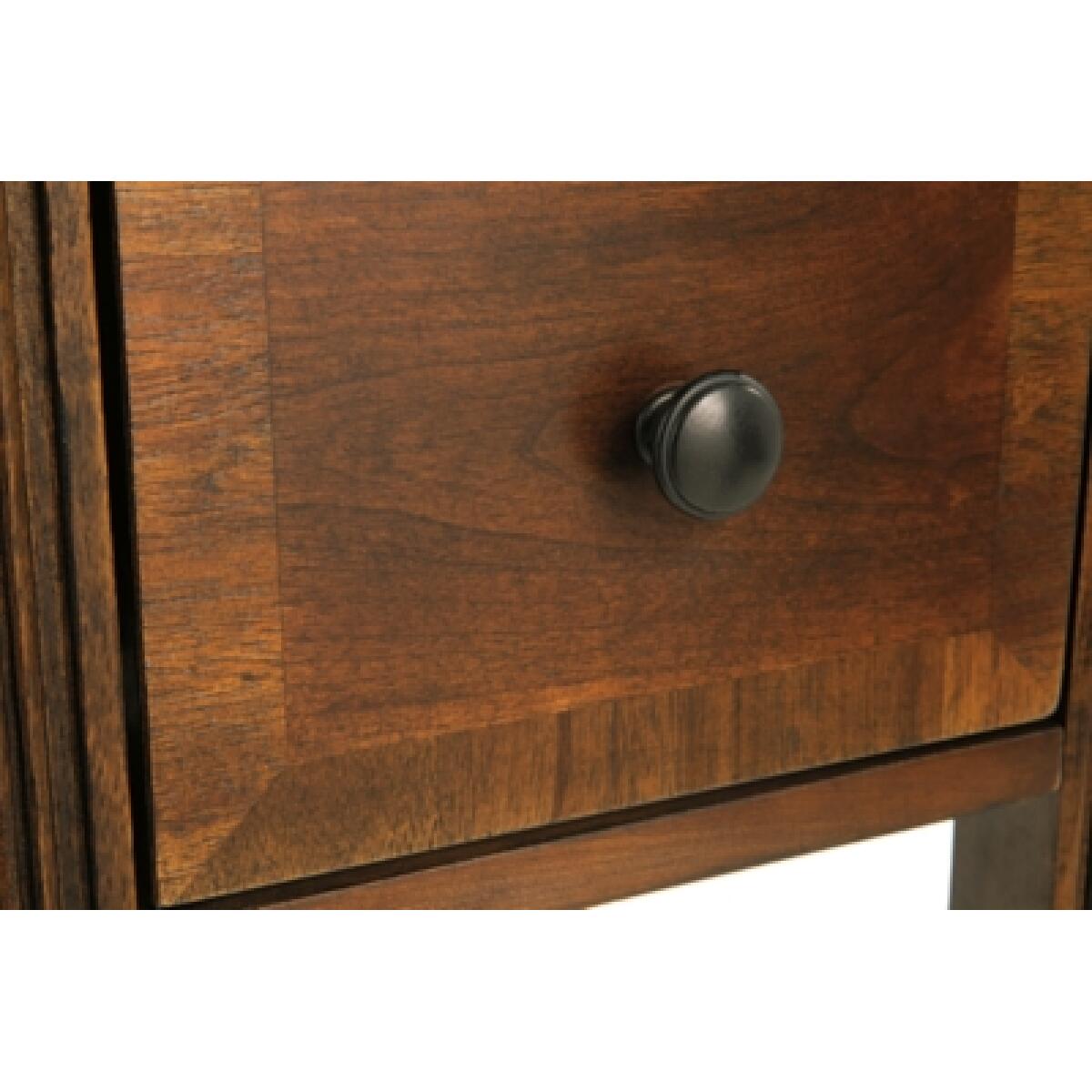Breegin Chairside End Table – Noah's Home Furnishings